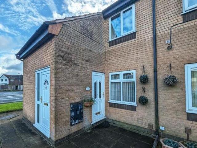 1 Bedroom Apartment For Sale In Lowton