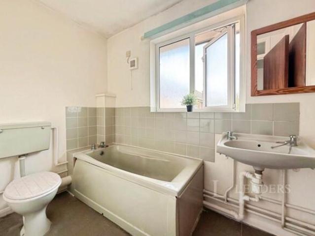1 bedroom apartment for sale in Lovell Road, Bedford, Bedfordshire, MK42