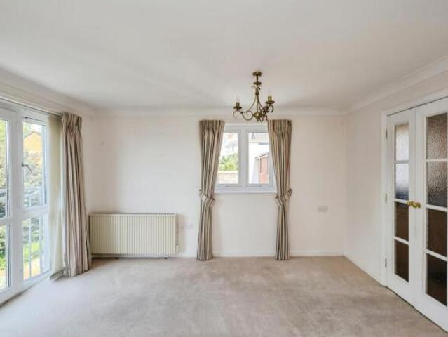 1 bedroom apartment for sale in Pantygwydr Court, Swansea, SA2