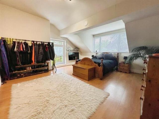 1 bedroom apartment for sale in Park Drive, Bradford, BD9 4DT, BD9