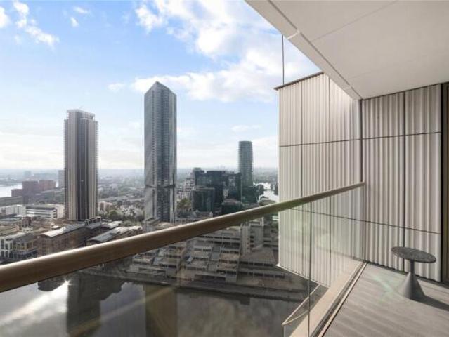 1 bedroom apartment for sale in Park Drive, London, E14