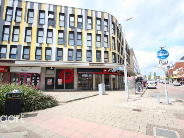 1 bedroom apartment for sale in Park Street, Luton, LU1
