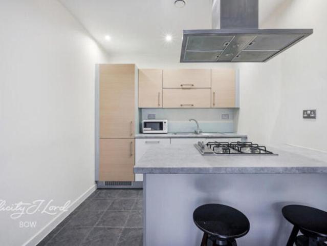1 bedroom apartment for sale in Park View Court, Devons Road, London, E3