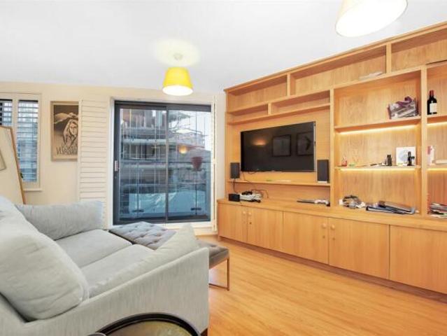 1 bedroom apartment for sale in Patrick Court, Webber Street, SE1
