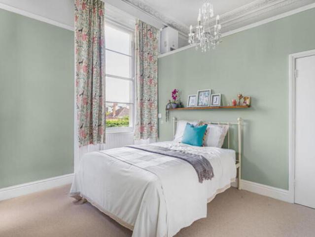 1 bedroom apartment for sale in Pittville Crescent, Cheltenham, GL52 2QZ, GL52