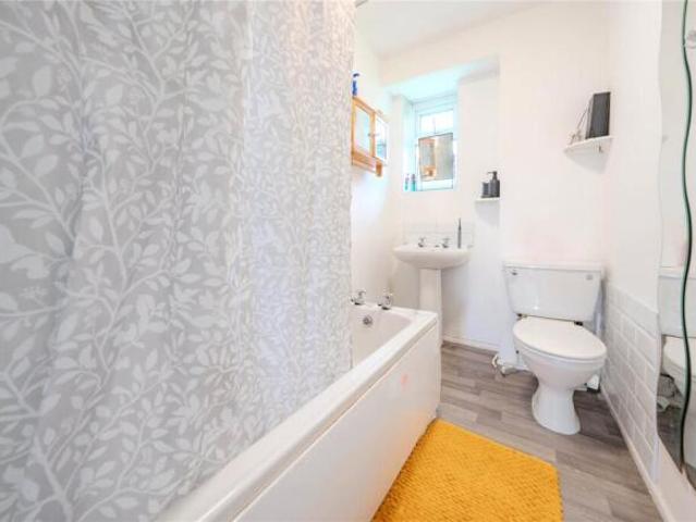 1 bedroom apartment for sale in Princes Court, Scott Hall Road, Leeds, West Yorkshire, LS17