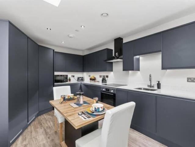 1 bedroom apartment for sale in Pryn Court, Craigie Drive, The Millfields, Plymouth, PL1