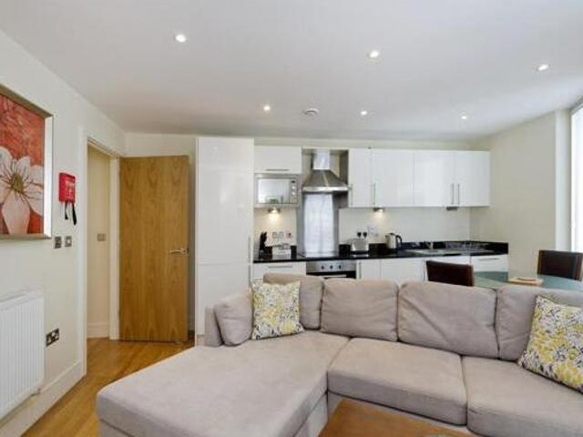 1 Bedroom Apartment For Sale In Quadrant Walk