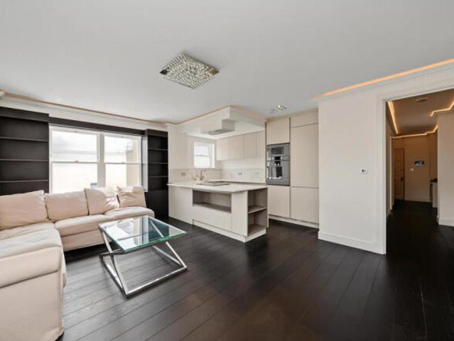 1 bedroom apartment for sale in Queens Gate, South Kensington, SW7