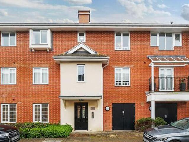 1 Bedroom Apartment For Sale In Ruislip