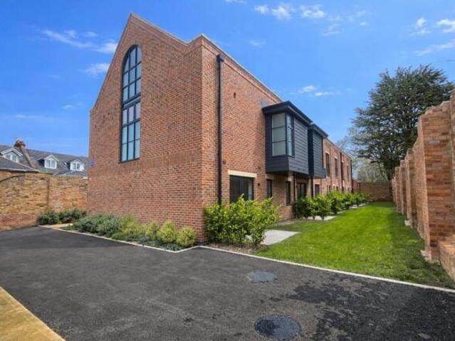 1 bedroom apartment for sale in R L Stevenson Avenue, Bournemouth, BH4
