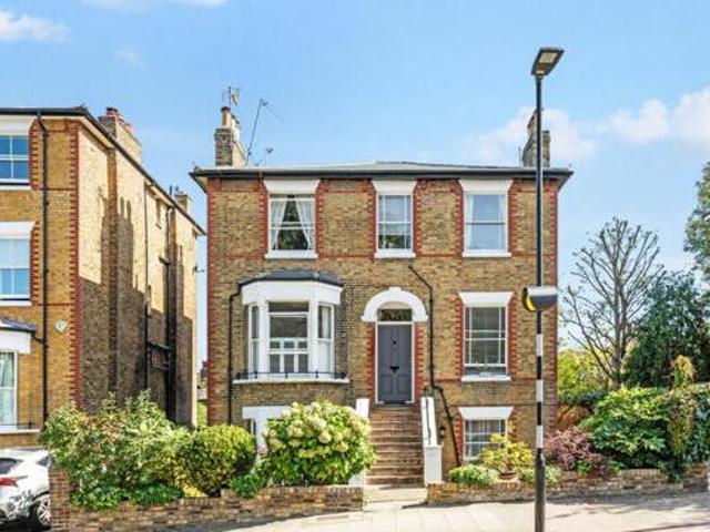 1 Bedroom Apartment For Sale In Richmond, Surrey