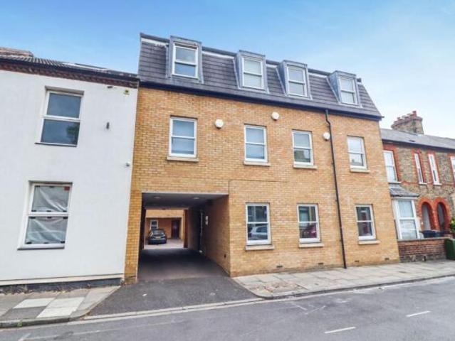 1 bedroom apartment for sale in River Court, River Street, Bedford, MK40