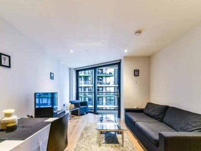 1 Bedroom Apartment For Sale In Riverlight Quay, London
