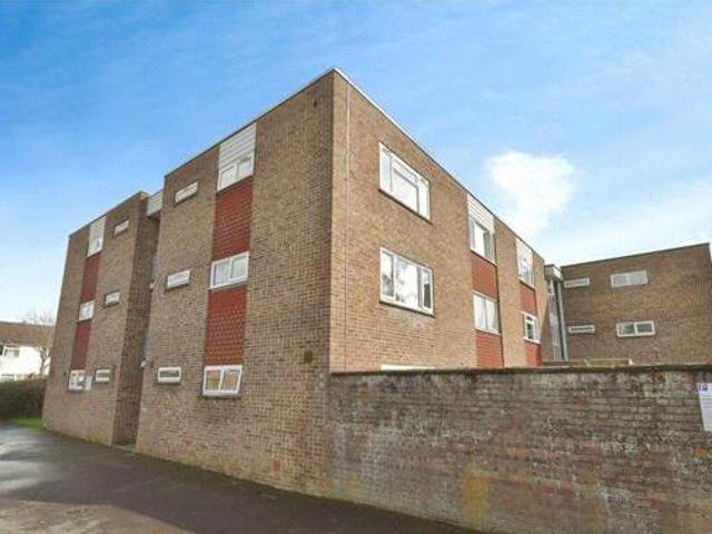 1 Bedroom Apartment For Sale In Romsey