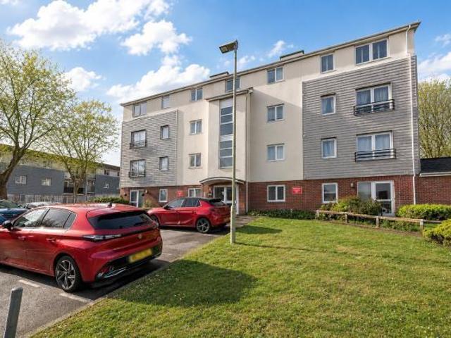 1 bedroom apartment for sale in Rossetti Close, Basingstoke, Hampshire, RG24
