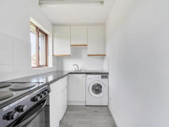 1 bedroom apartment for sale in Rowe Court, Off Grovelands Road, Reading, RG30