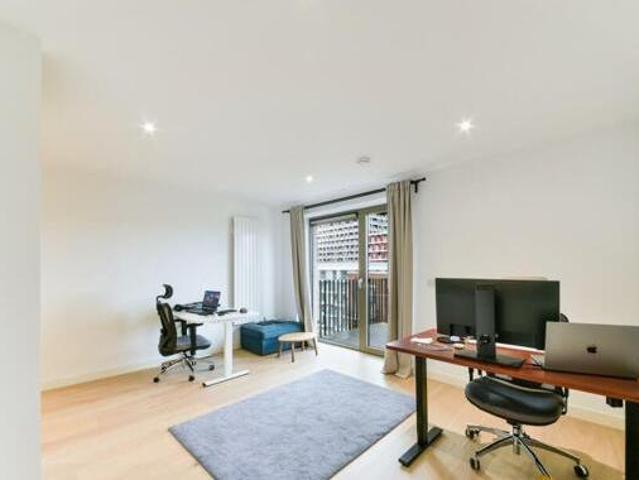 1 Bedroom Apartment For Sale In Royal Wharf, London