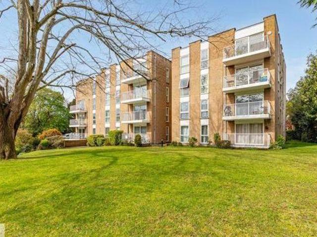 1 Bedroom Apartment For Sale In St. Anthony´s Road, Bournemouth