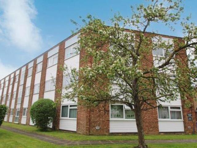 1 Bedroom Apartment For Sale In Staines upon thames