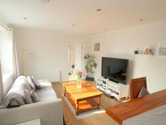 1 Bedroom Apartment For Sale In Staines upon thames