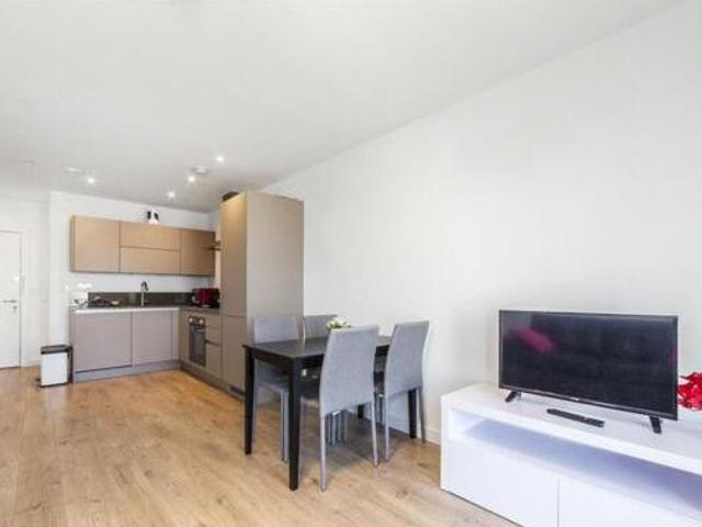 1 Bedroom Apartment For Sale In Stratford, London