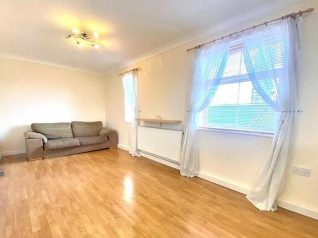 1 Bedroom Apartment For Sale In Swindon