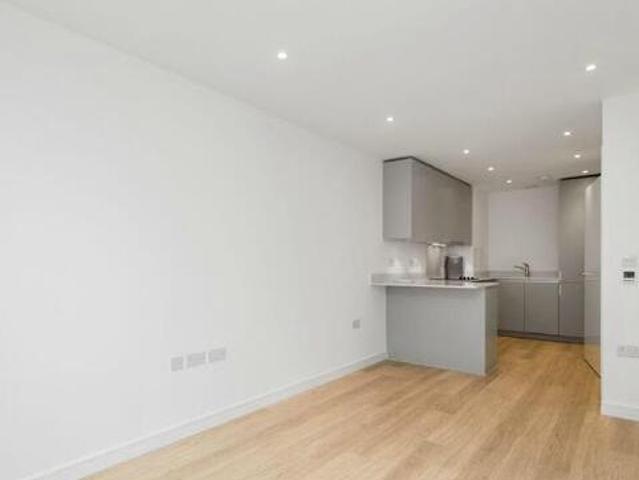 1 Bedroom Apartment For Sale In Saffron Central Square, Croydon