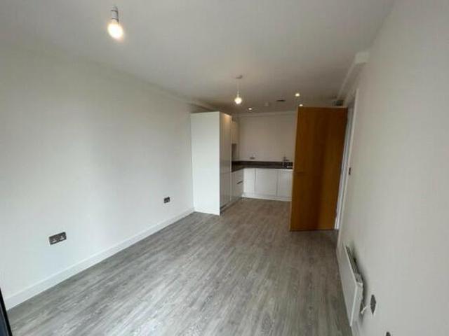 1 Bedroom Apartment For Sale In Salford, Lancashire