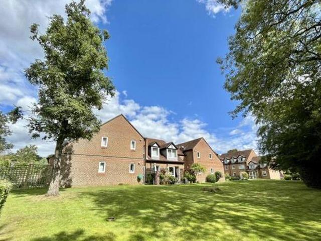 1 Bedroom Apartment For Sale In Sandhurst