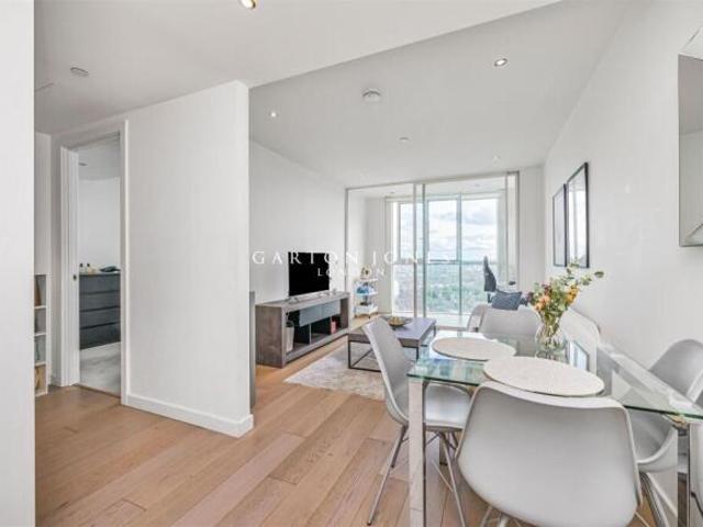 1 bedroom apartment for sale in Sky Gardens, 155 Wandsworth Road, Vauxhall, London, SW8