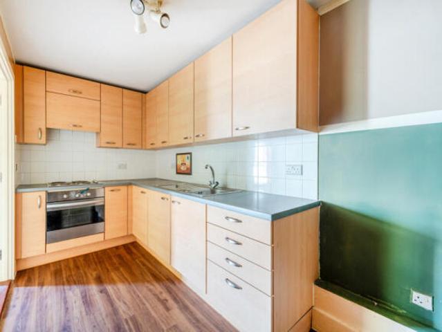 1 bedroom apartment for sale in Skyline Plaza, Alencon Link, Basingstoke, RG21