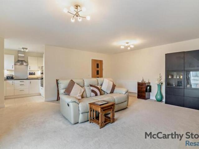 1 bedroom apartment for sale in South Parade, Southsea, PO4