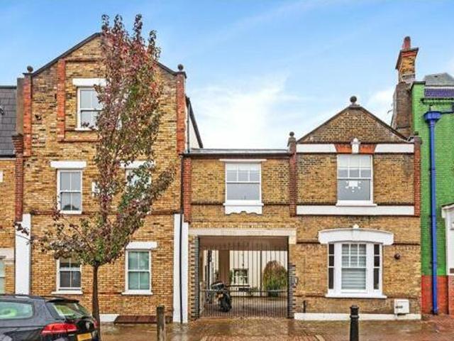 1 Bedroom Apartment For Sale In Southfields, London