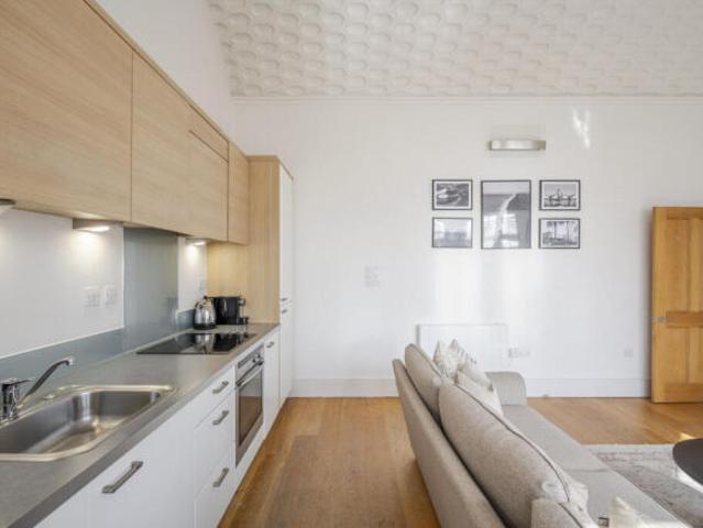 1 bedroom apartment for sale in The Galleries, Brentwood, CM14