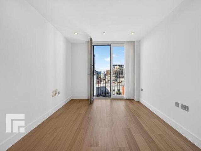 1 bedroom apartment for sale in The Hayes, Cardiff, CF10