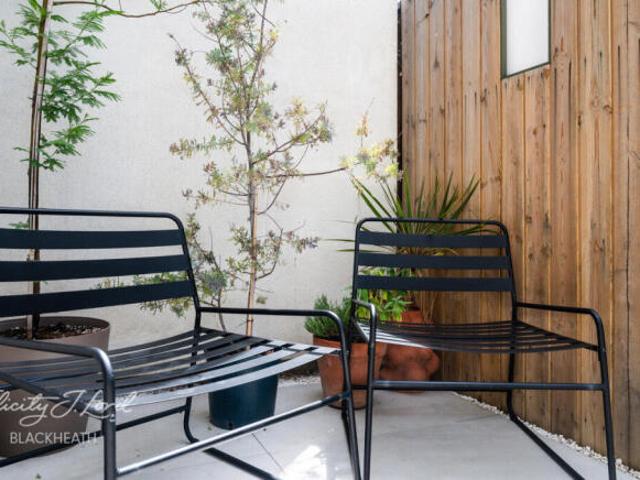 1 bedroom apartment for sale in The Heights, London, SE7