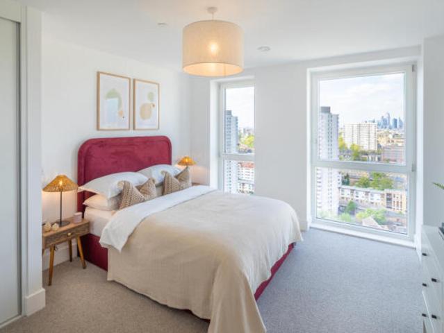 1 bedroom apartment for sale in Upper East, Stroudley Walk, E3