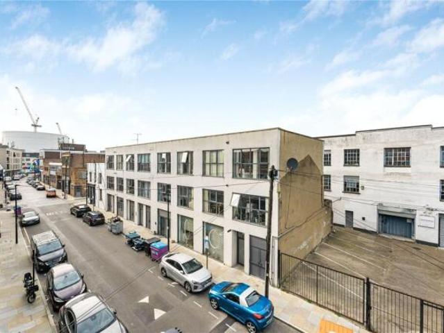 1 bedroom apartment for sale in Vyner Street, London, E2
