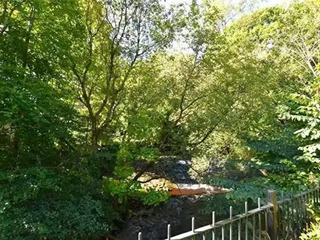 1 Bedroom Apartment For Sale In Victoria Road, Hebden Bridge.
