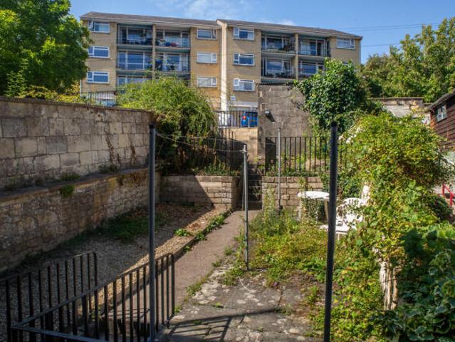 1 bedroom apartment for sale in Walcot Parade, Bath, BA1