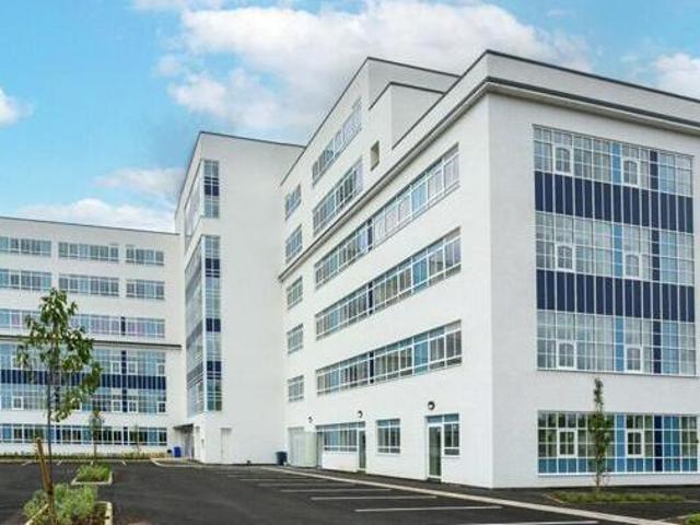 1 Bedroom Apartment For Sale In Watford, Hertfordshire