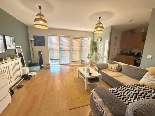 1 bedroom apartment for sale in Watling Street, Fenny Stratford, MK2