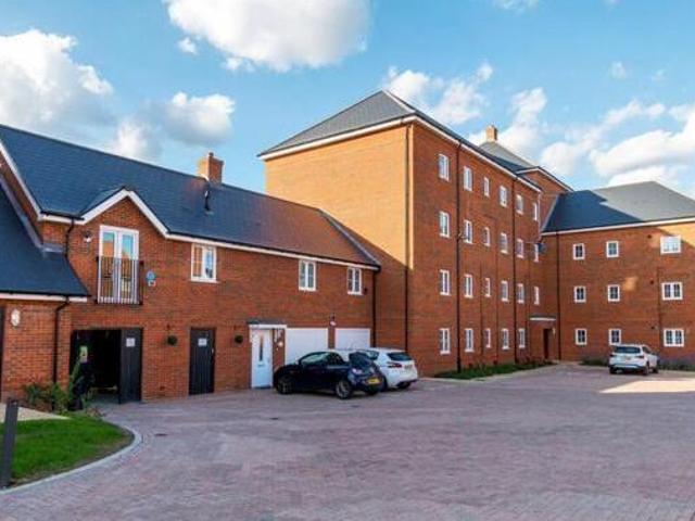 1 Bedroom Apartment For Sale In Wellesley