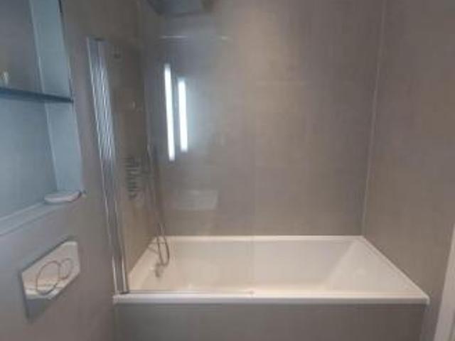 1 bedroom apartment for sale in Wellington Street, Slough, SL1