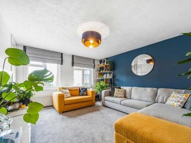 1 Bedroom Apartment For Sale In West Drayton