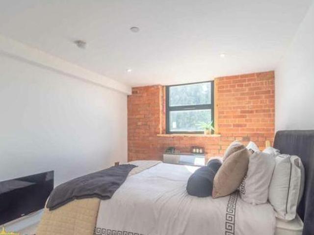 1 Bedroom Apartment For Sale In Wetmore Road, Burton on trent