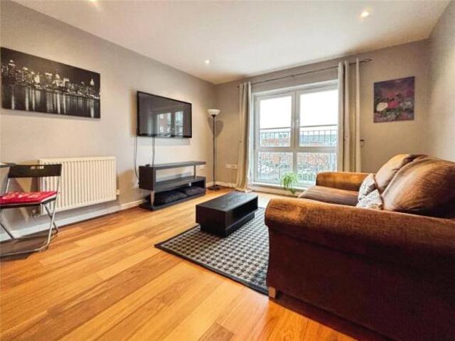 1 bedroom apartment for sale in Whale Avenue, Reading, Berkshire, RG2