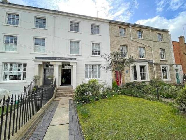 1 bedroom apartment for sale in Willes Road, Leamington Spa, CV32
