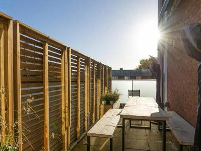 1 Bedroom Apartment For Sale In Wimbledon, London
